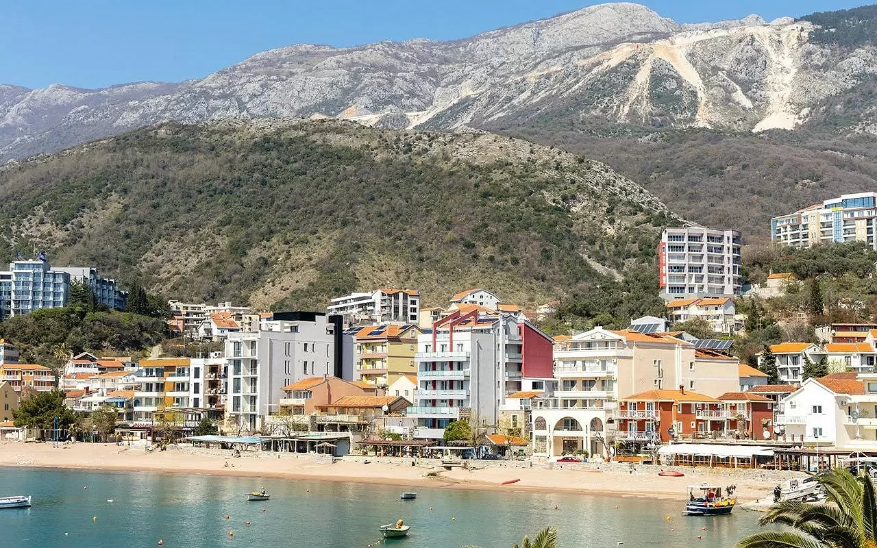 Kelionė į Juodkalniją, Obala viešbutis